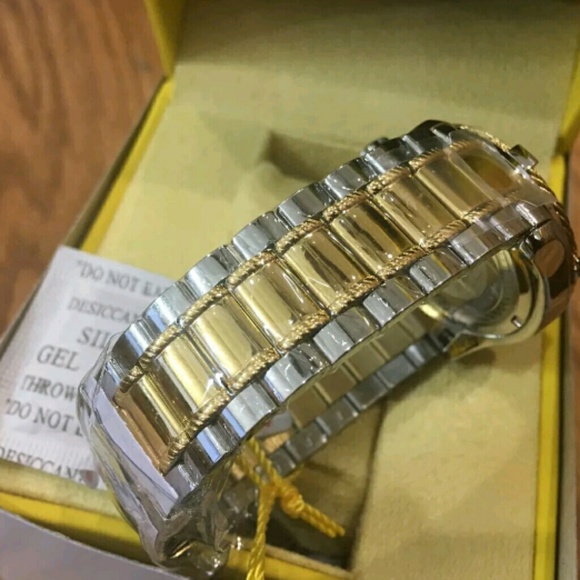 Invicta | Accessories | Brand New Invicta Abalone Ladies Watch | Poshmark